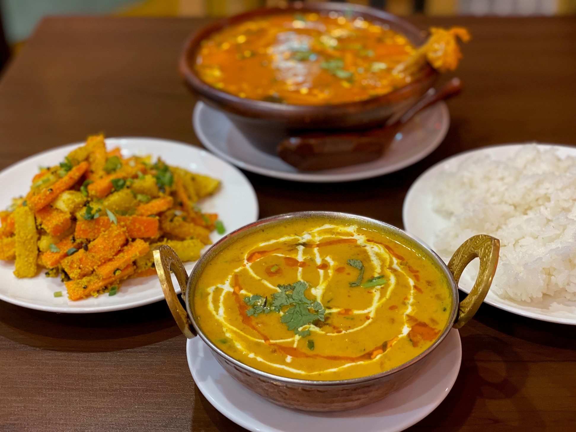 チキンスープカレー、ダル&バート、アチャール @ みさきらじ Misakiraj インド・ネパールカレー(神戸市東灘区)